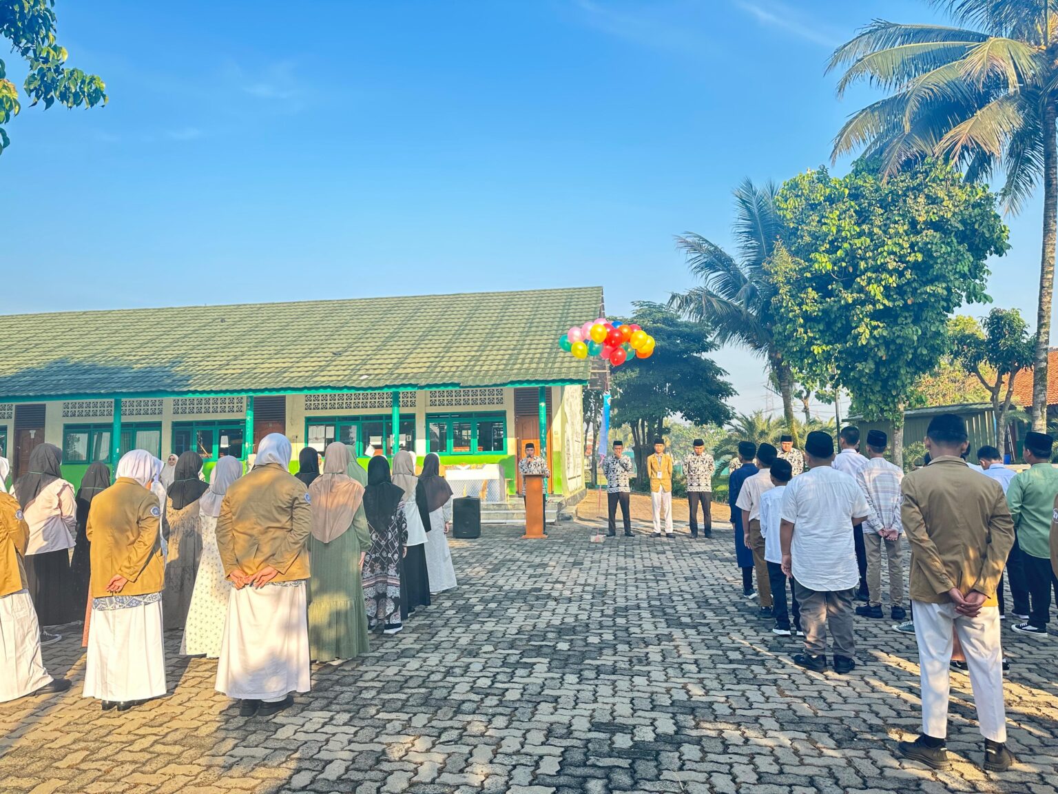 MPLS SMPIT Darul Muttaqien: Membangun Generasi Muda Islami yang ...