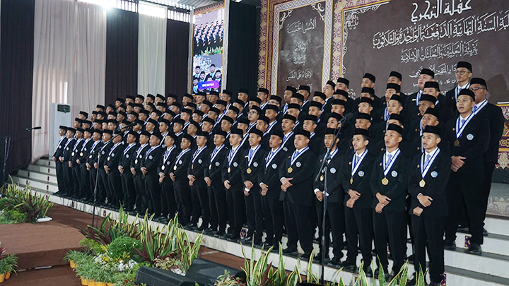 Haflah Takhorruj Angkatan 31 Santri Putra: Dari Pesantren, Untuk Negeri